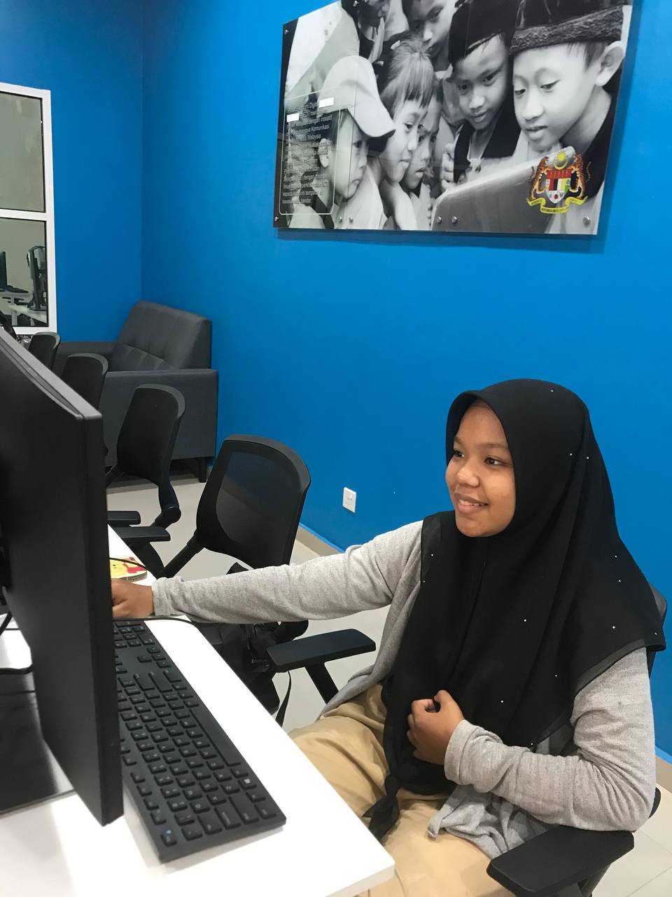 E- Pembelajaran: Kelas Bahasa Melayu (Sebutan Huruf Vokal & Dua ...